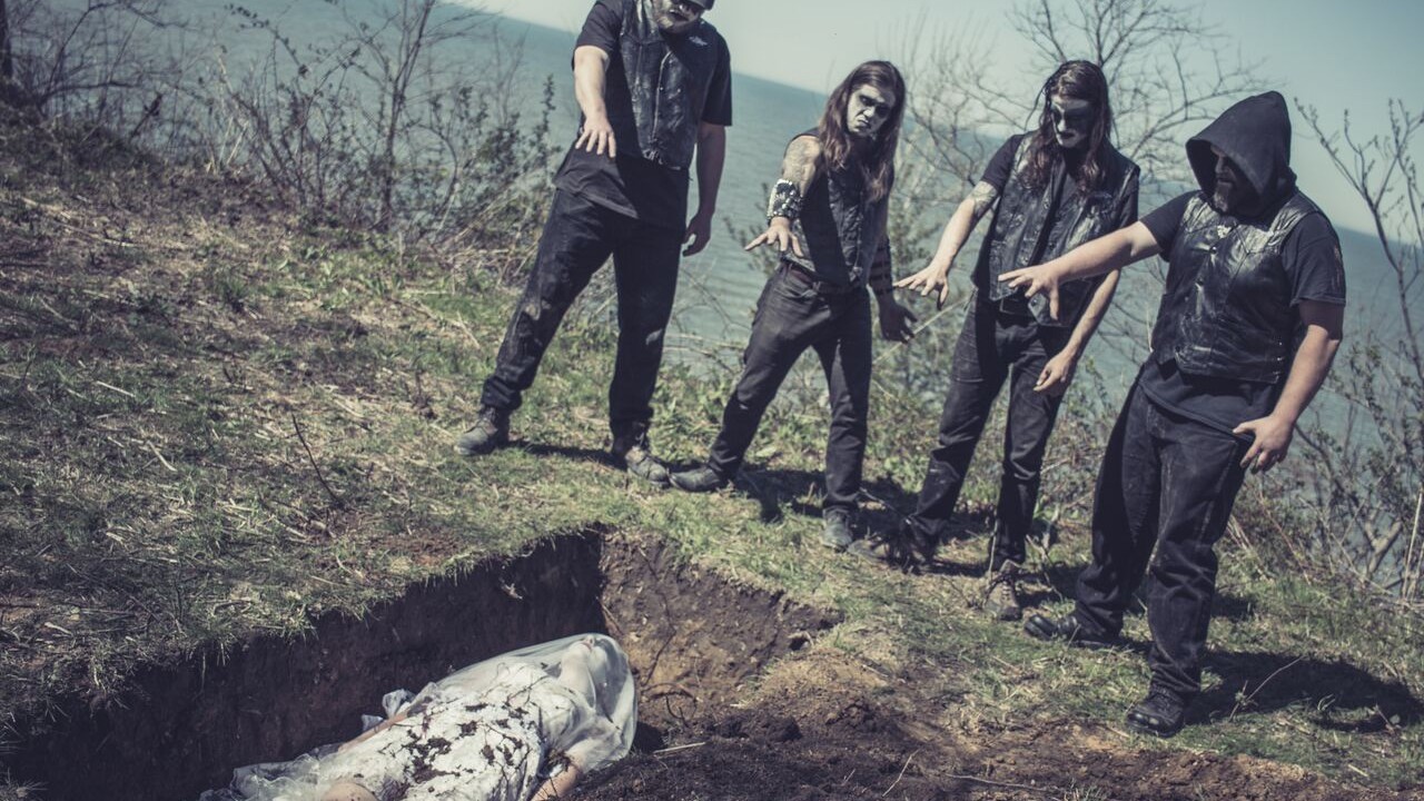 CRYPT ROT - Earsplit Compound