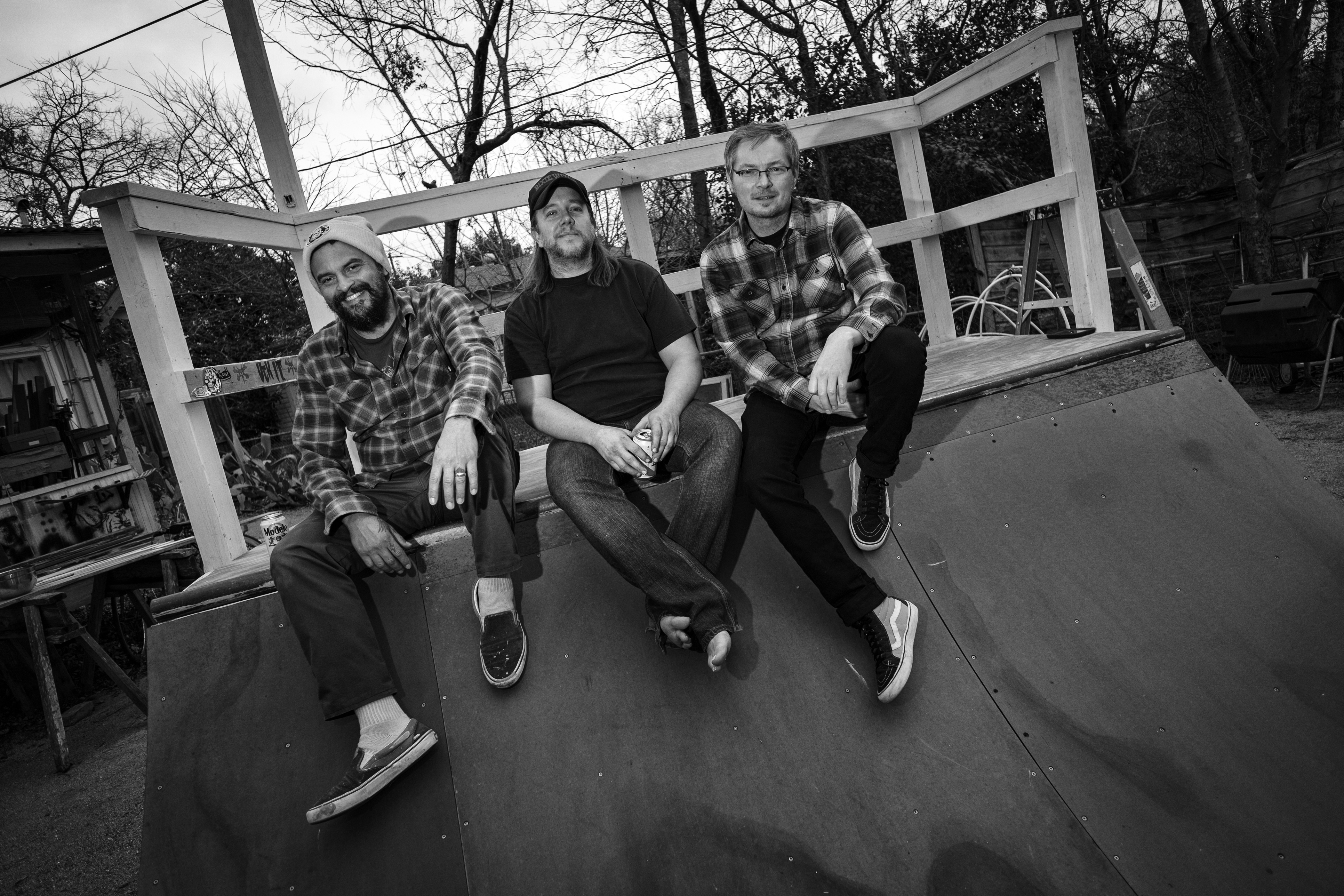 TIA CARRERA: Austin-Based Heavy Psych/Blues Rock Instrumental Trio To ...